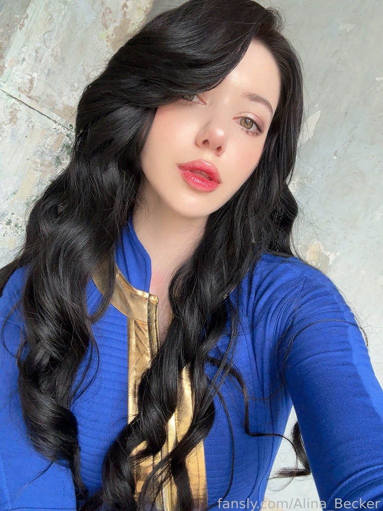 Alina Becker - Vault Dweller - Mitaku