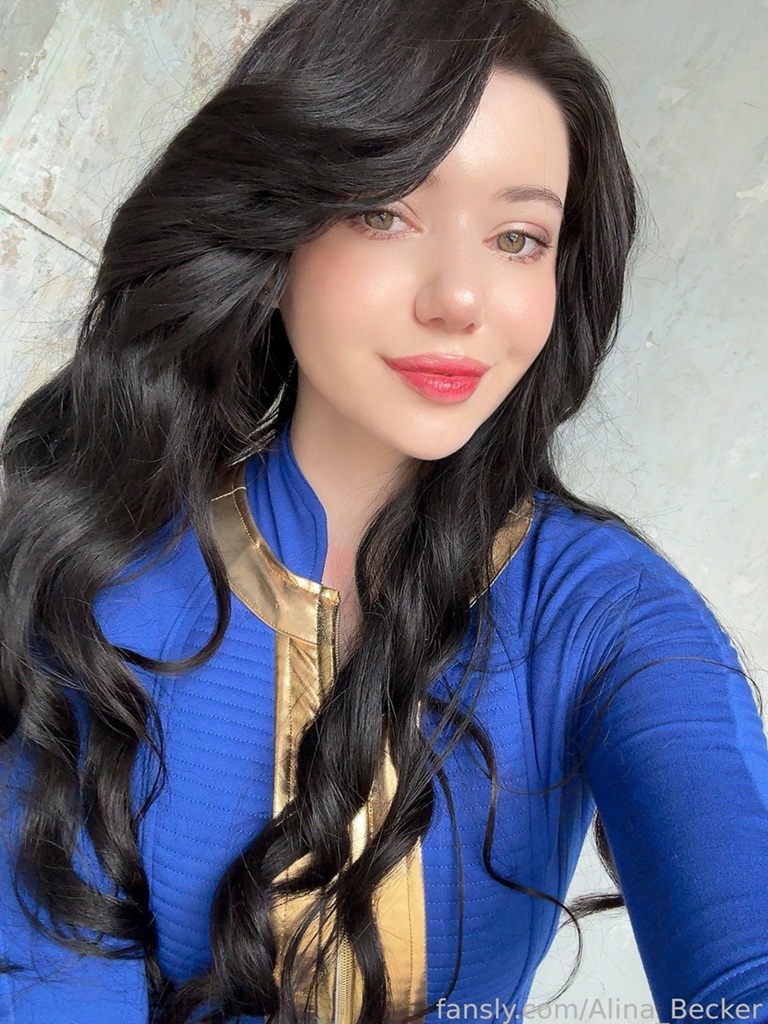 Alina Becker - Vault Dweller - Mitaku